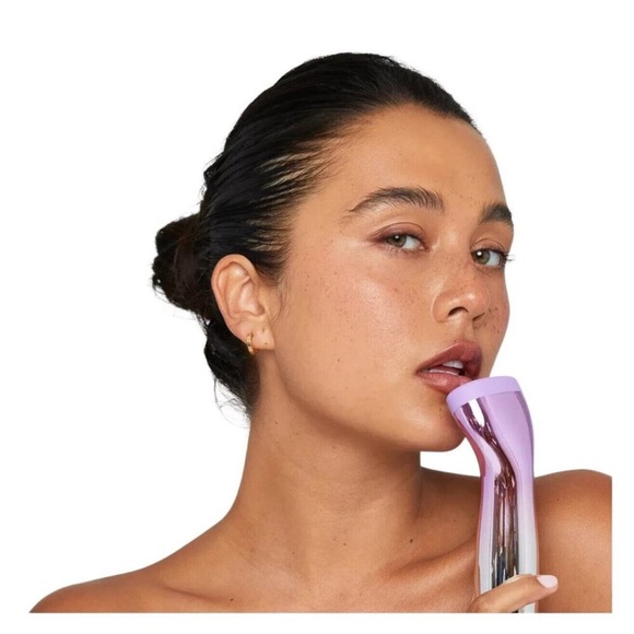 Beambo | Makeup | Beambo The Lip Gizmo Lip Plumping Device | Poshmark